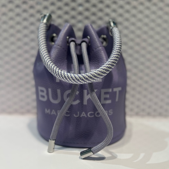 Marc Jacobs | Bags | Marc Jacobs The Bucket Bag | Poshmark